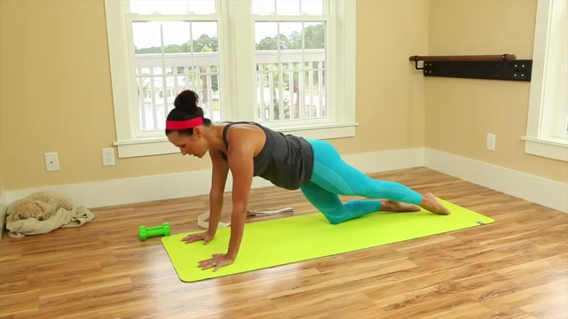 Upper Body & Core + Stretch, 31m - Suzanne Bowen Fitness